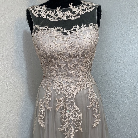 Royal Queen Collection | Dresses | Royal Queen Collection Dress | Poshmark